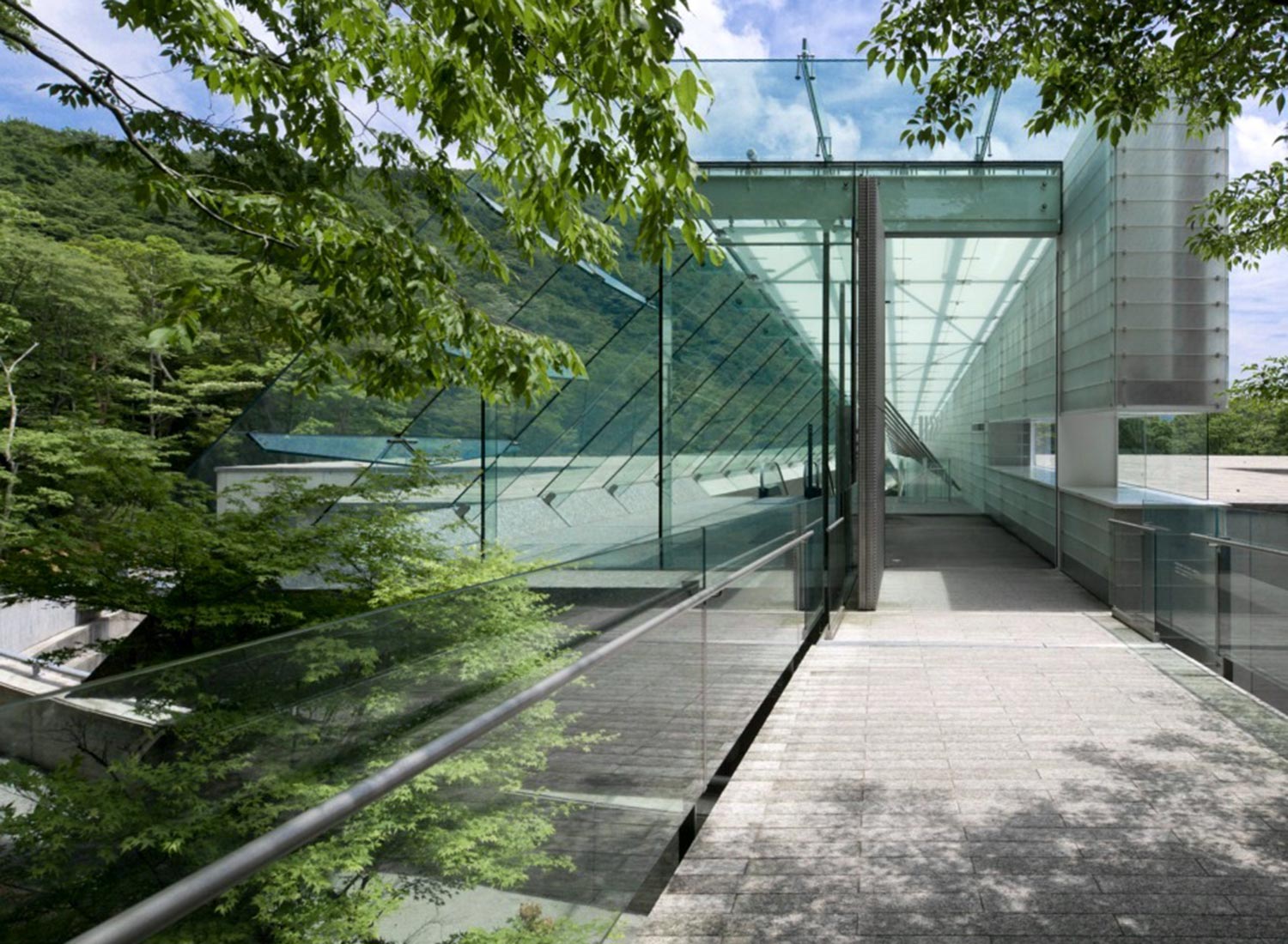 POLA MUSEUM OF ART | THE HIRAMATSU HOTELS & RESORTS SENGOKUHARA ...